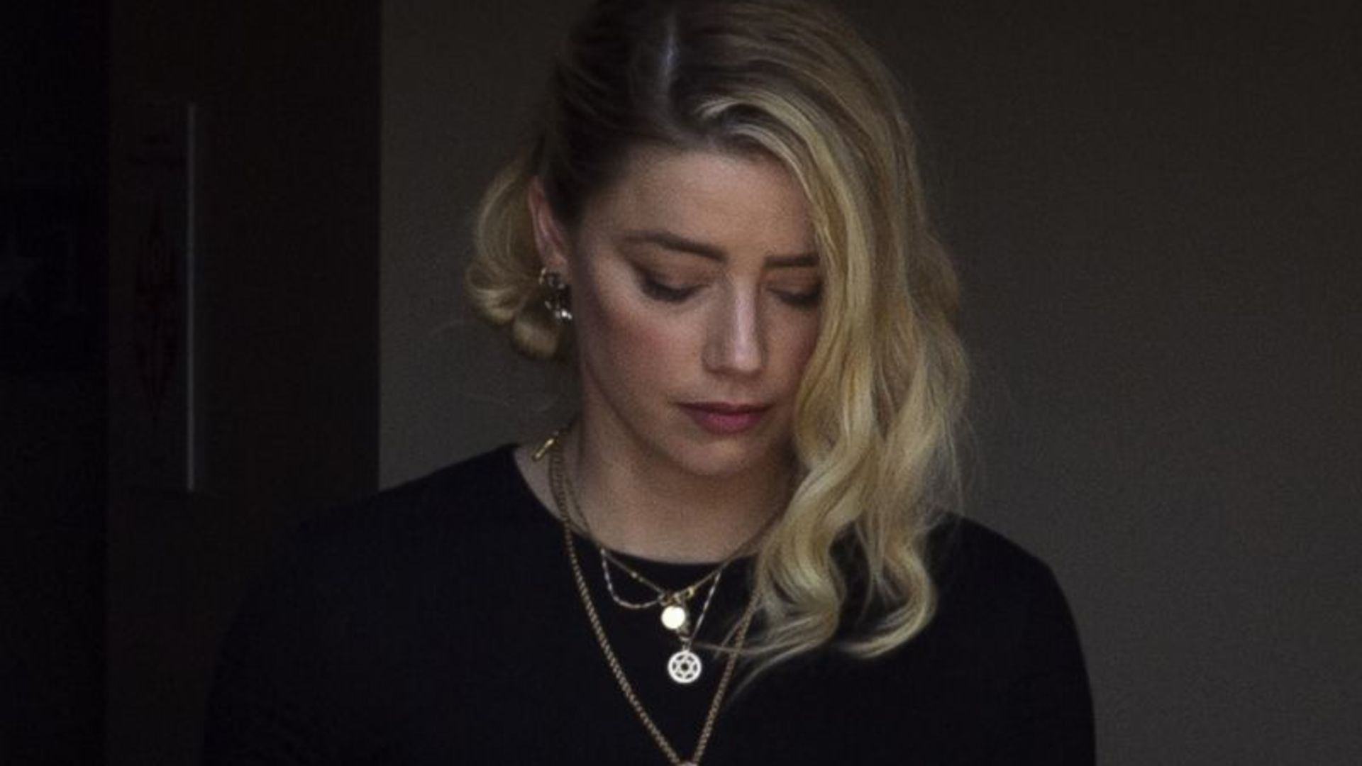 Amber Heard geeft eerste interview sinds vertrek uit Hollywood, Dwayne Johnson keert toch terug ...