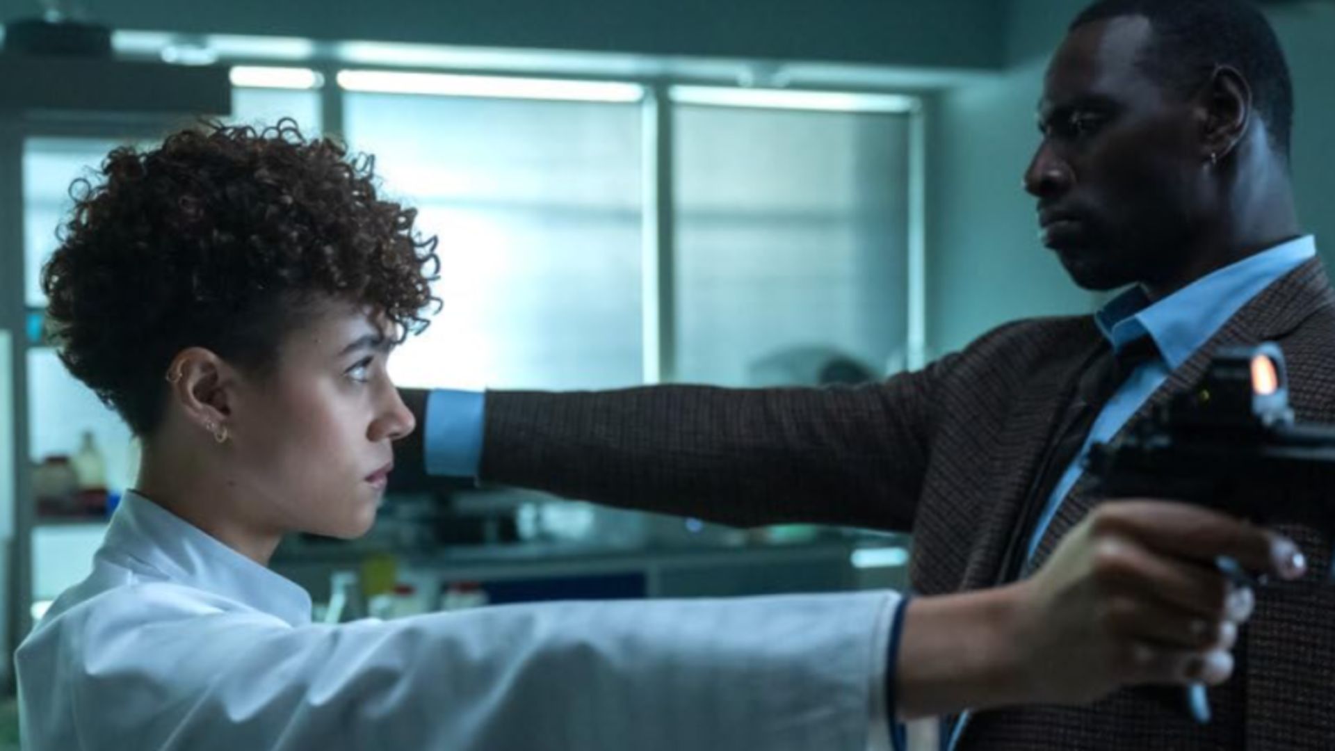 Keiharde eerste trailer onthuld voor knallende nieuwe actiefilm met ...