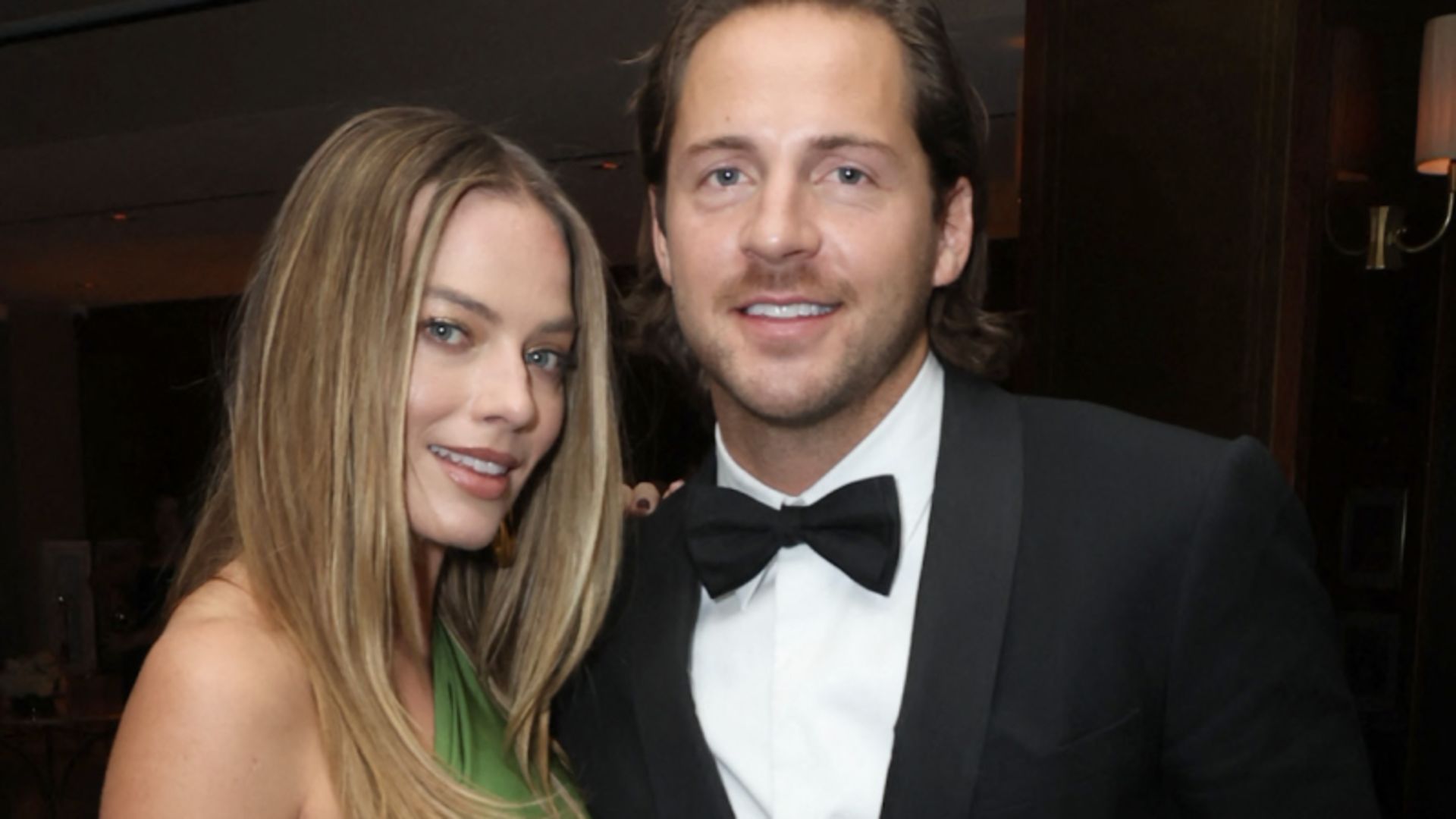 Margot Robbie wist pas tijdens huwelijk dat man Tom Ackerley rol in ...