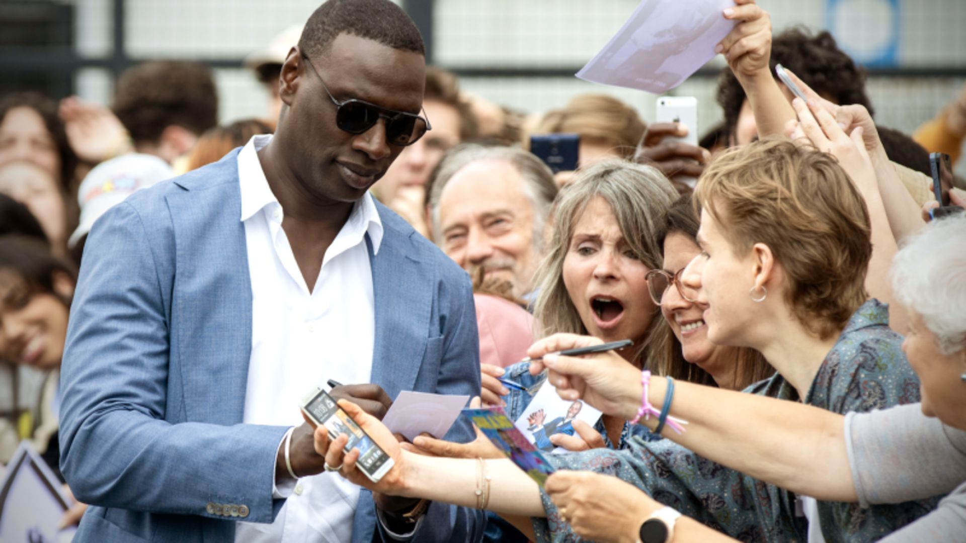 'Lupin'-ster Omar Sy verovert Netflix opnieuw: 'Nog nooit teleurgesteld geweest' | Netflix ...